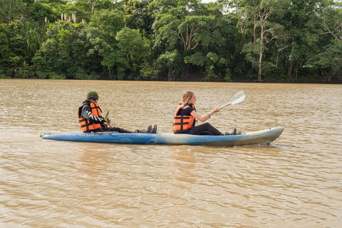 Kayak + Monkey Island - Paradise Amazon Lodge & Adventure
